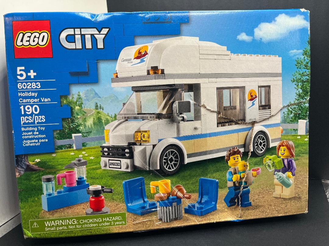 #01 LEGO NEW DAMAGED BOX 60283 LEGO City Holiday Camper Van