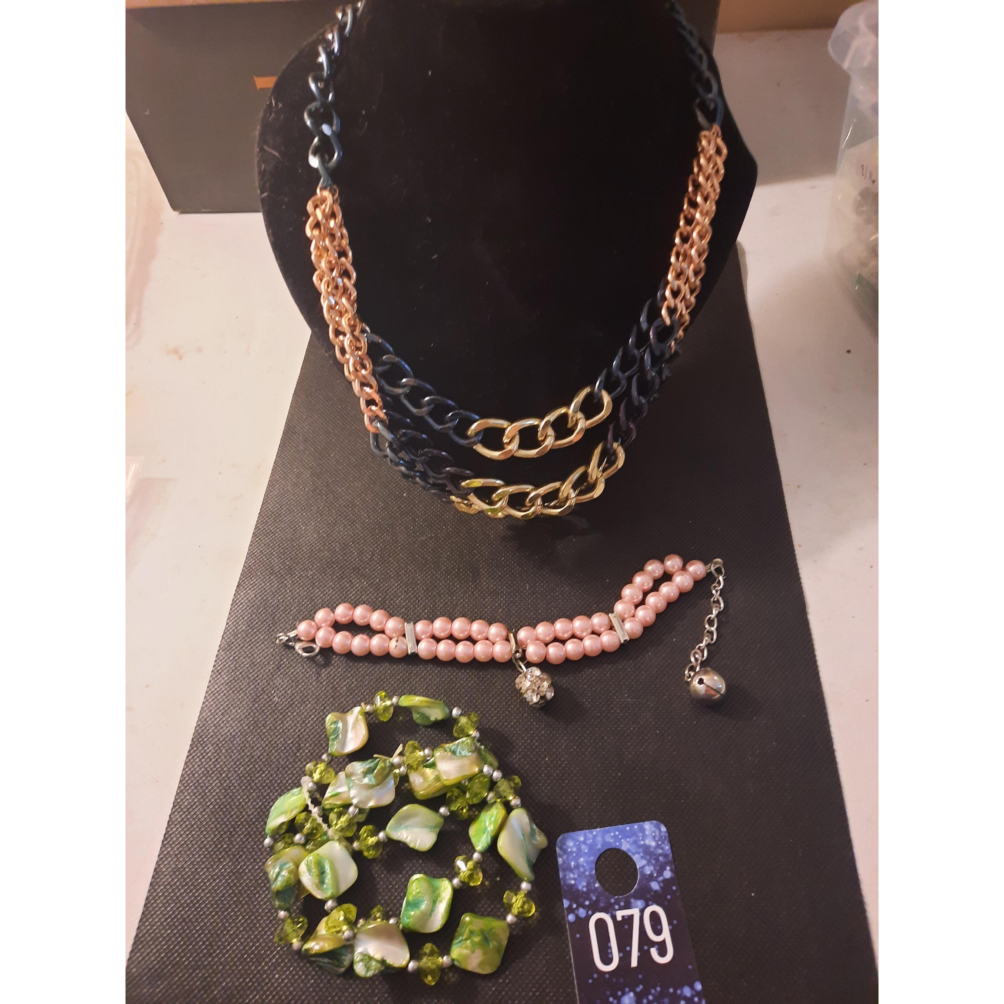 Mixed Jewelry Lot: Chunky Chain Necklace, Pink Beaded Bracelet, and ...