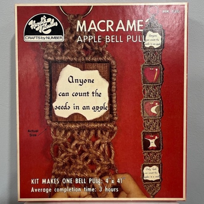 016. New Vintage Hazels Kaboodles Boho Macrame Apple Bell Pull Kit ...