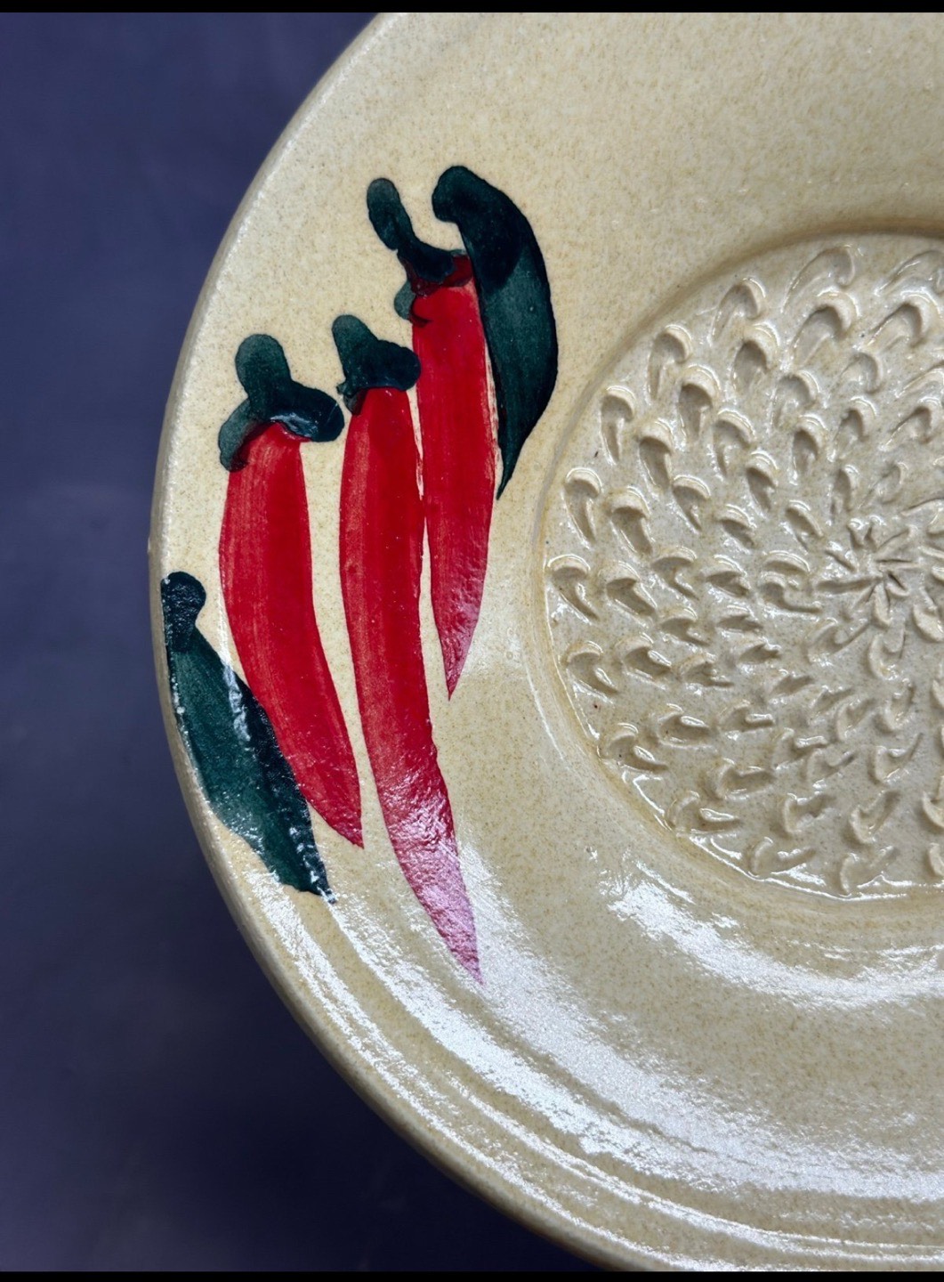 Art Pottery USA Peppers Hand Painted Zester Decor Garlic Handmade Dish