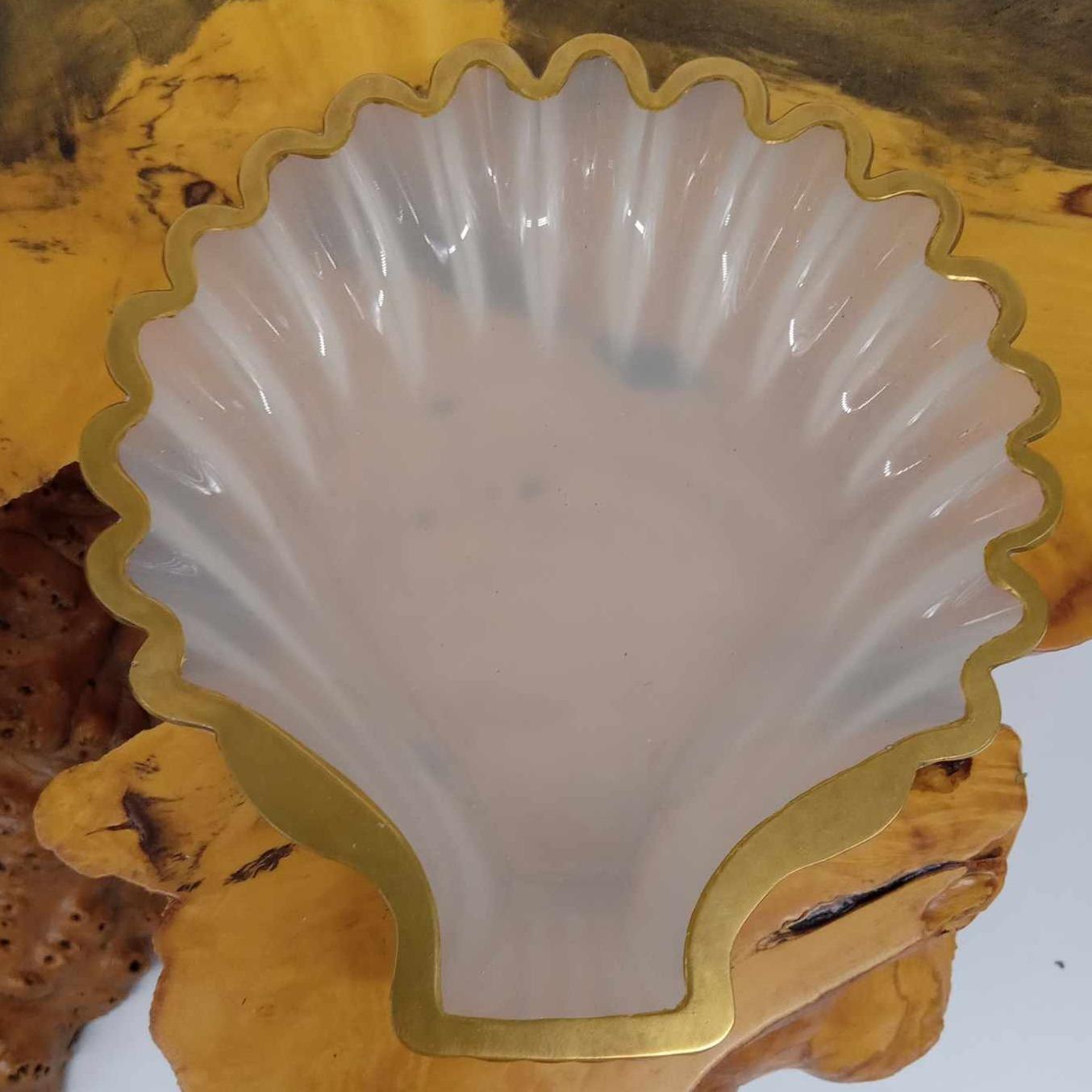 Custard glass scallop shell trinket dish, gold trim