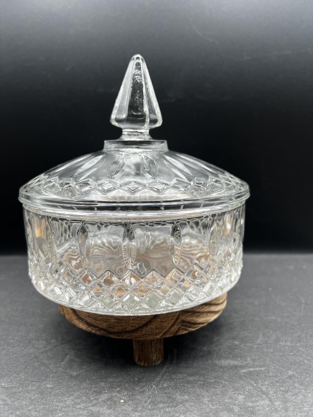 #570A Vintage Indiana Glass Clear Princess Cut Diamond Point Candy Dish ...