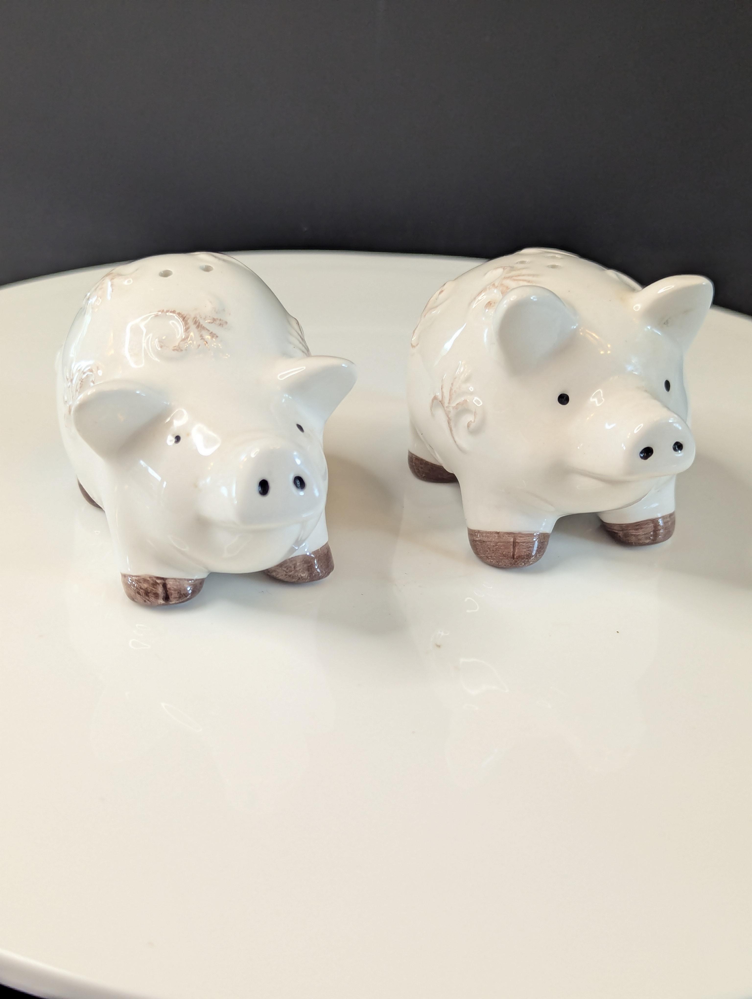 Vintage Pig Salt and Pepper Shakers, Ceramic Piglet Set, Farmhouse ...