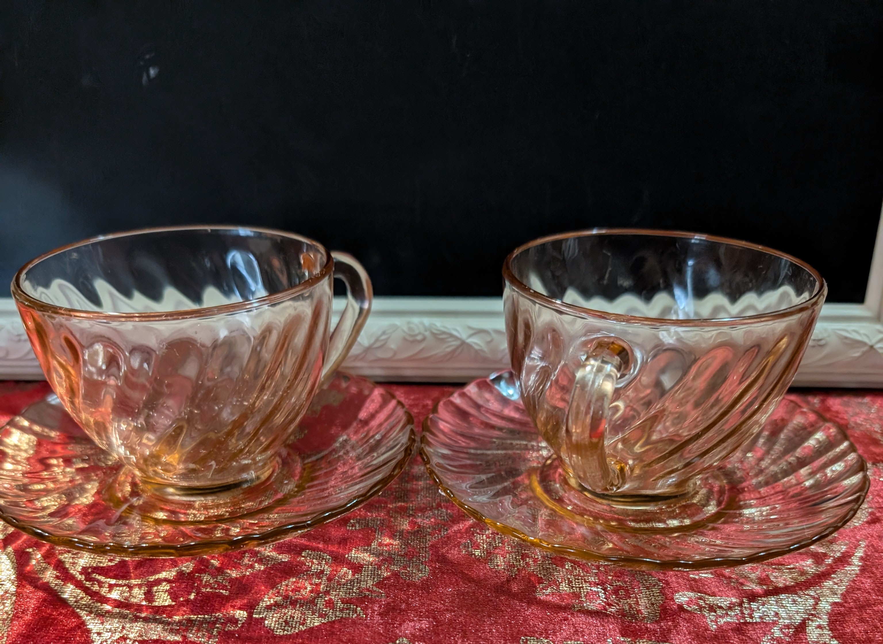 Vintage Arcoroc France Swirl Design Pink Depression Glass Cup And ...