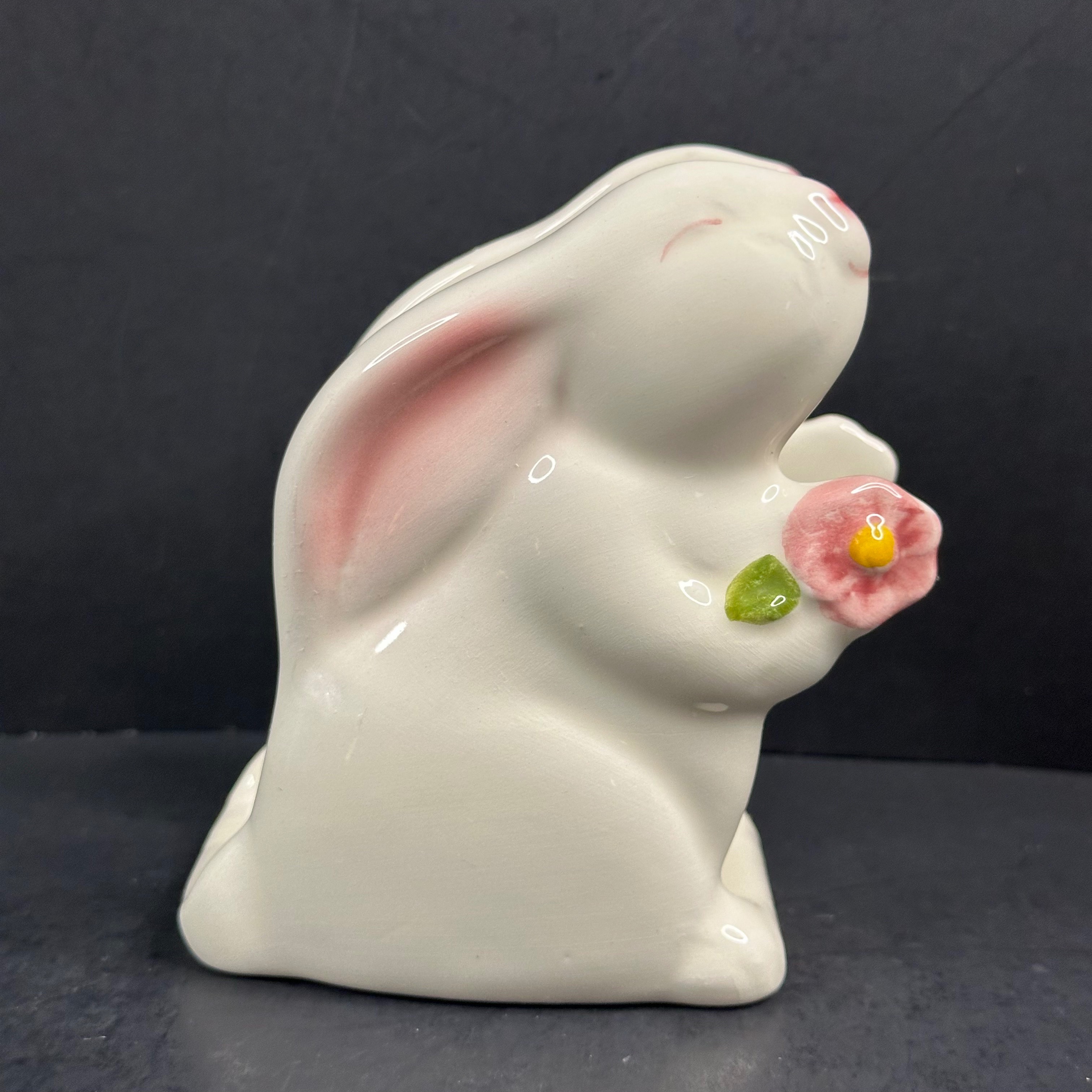 Vintage 1980s AVON Sweet White Bunny Rabbit Napkin Holder, Spring ...