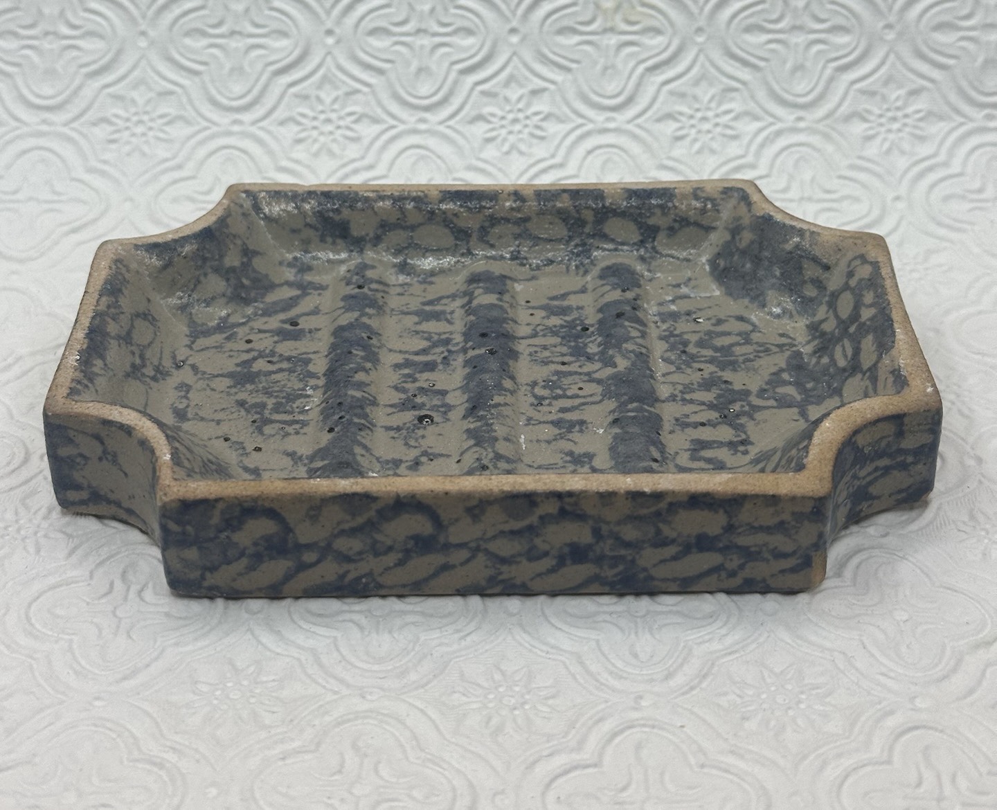 Beaumont Brothers Pottery 1992 BBP Blue Spongeware Soap Dish Stoneware