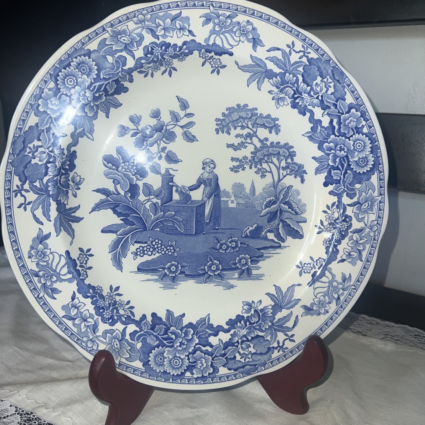 Spode Blue Collection “Girl At Well” 10.5in Plate