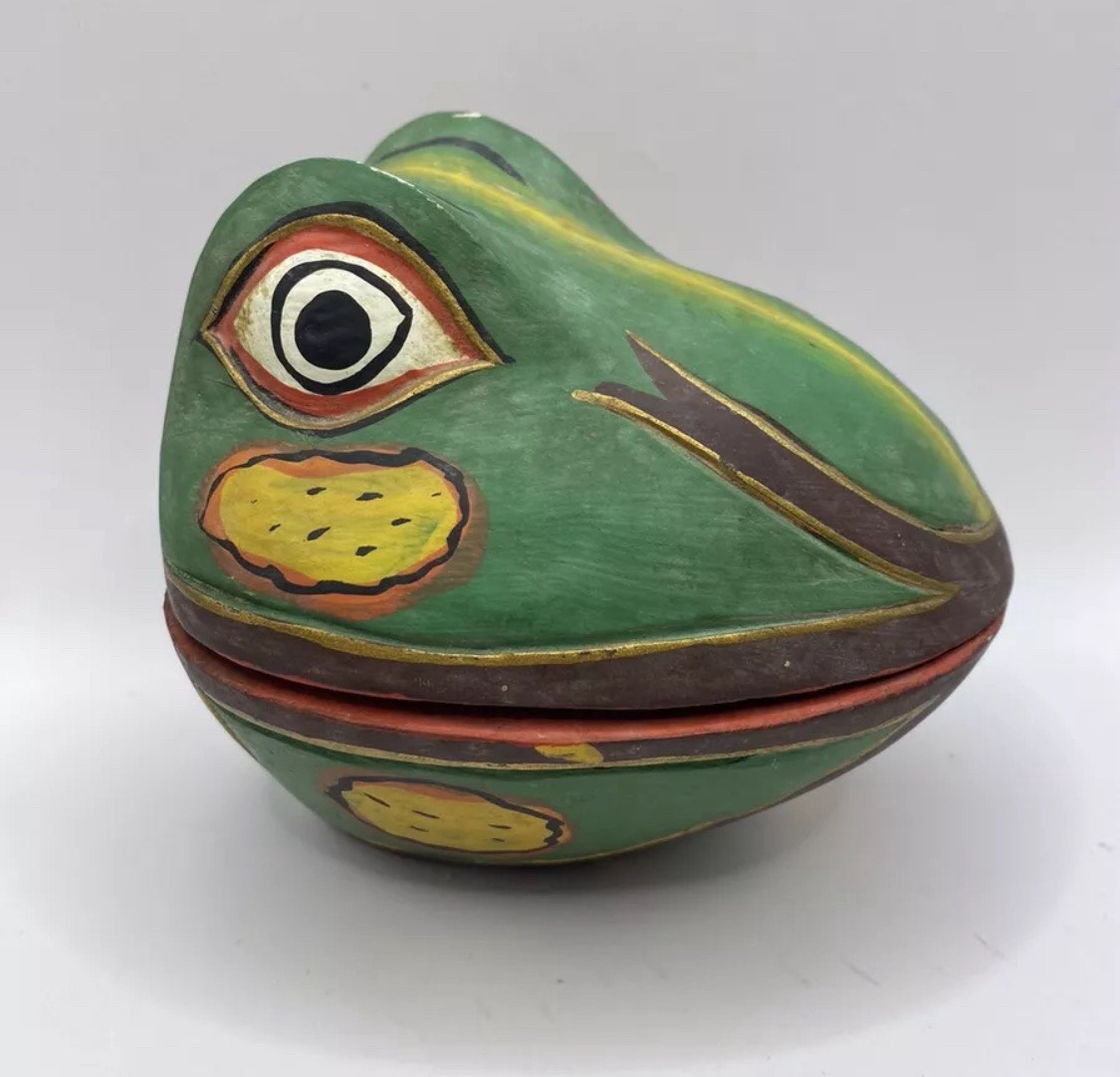 Vintage Primitive Hand Carved Frog Head Trinket Box w/ Hinges Green ...