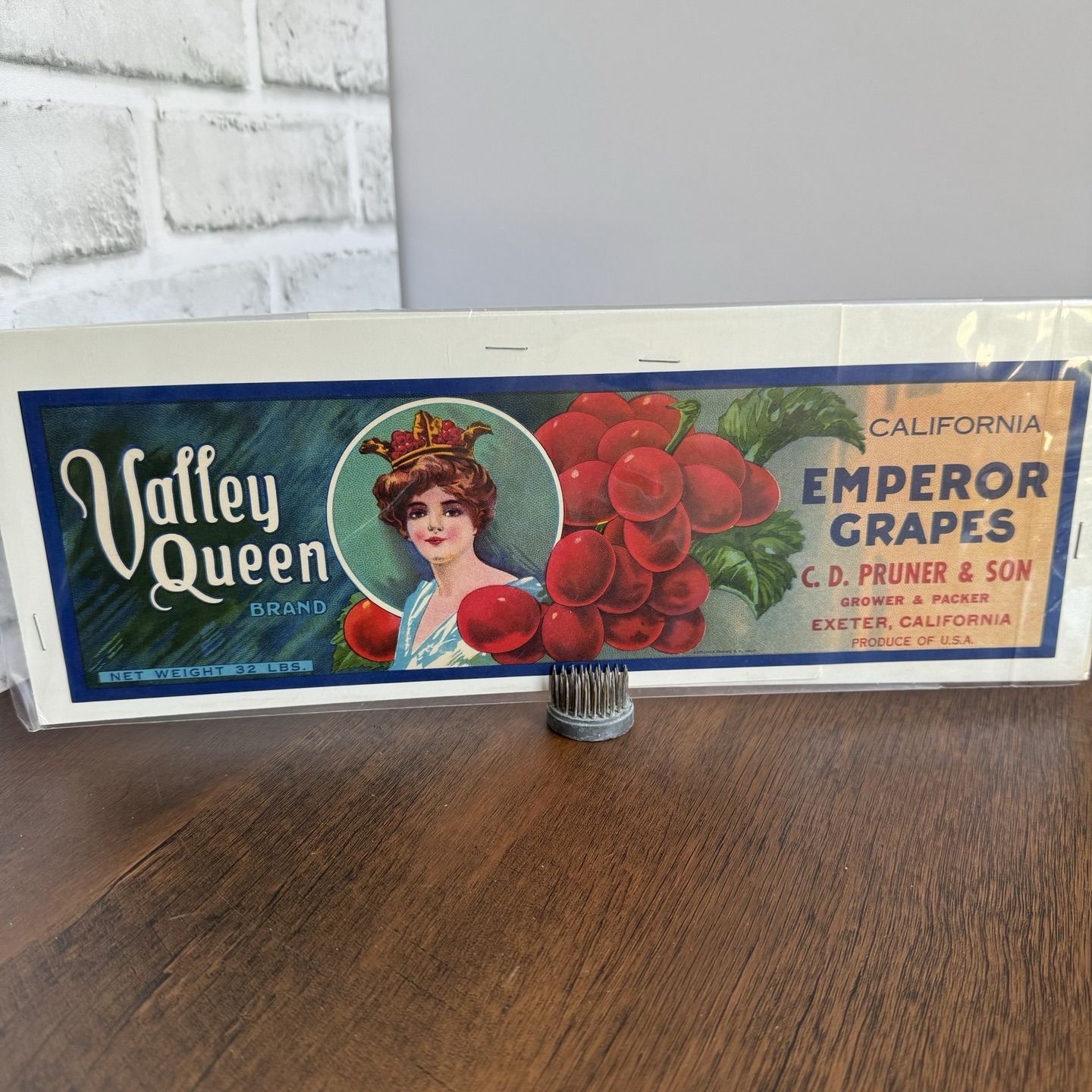 Vintage Valley Queen Emperor Grapes Crate Label Ephemera