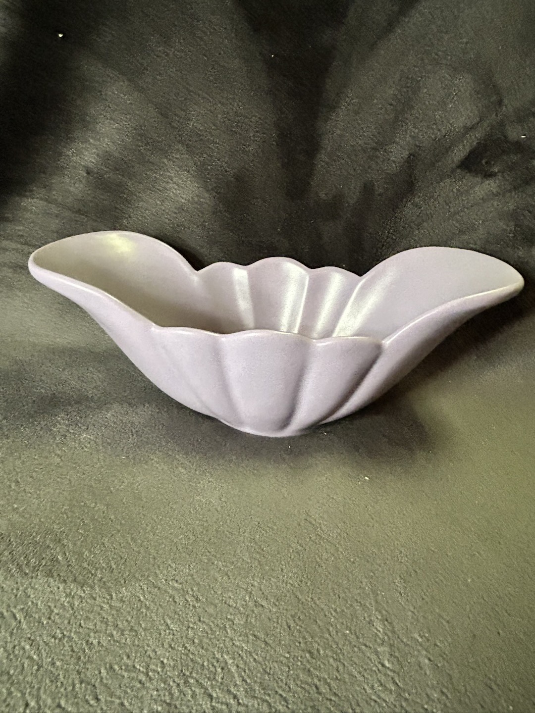 Vintage Haeger Console Bowl Style # 116 Satin Matte Lilac Color