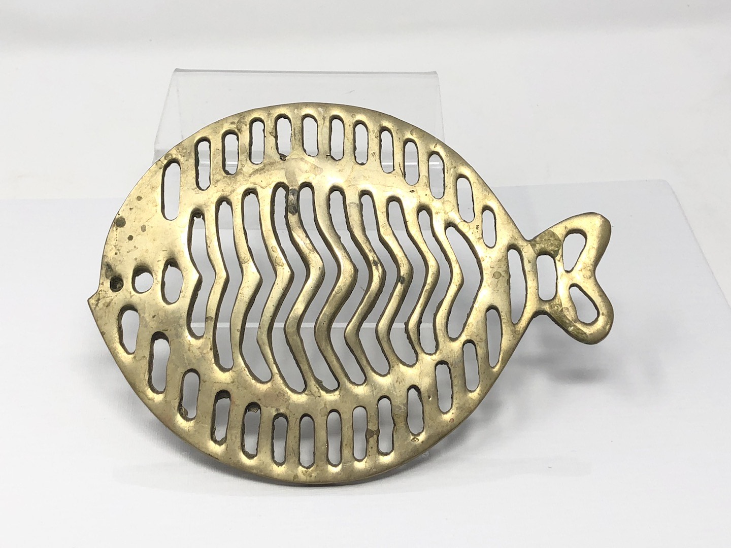Wavy Brass Fish Trivet