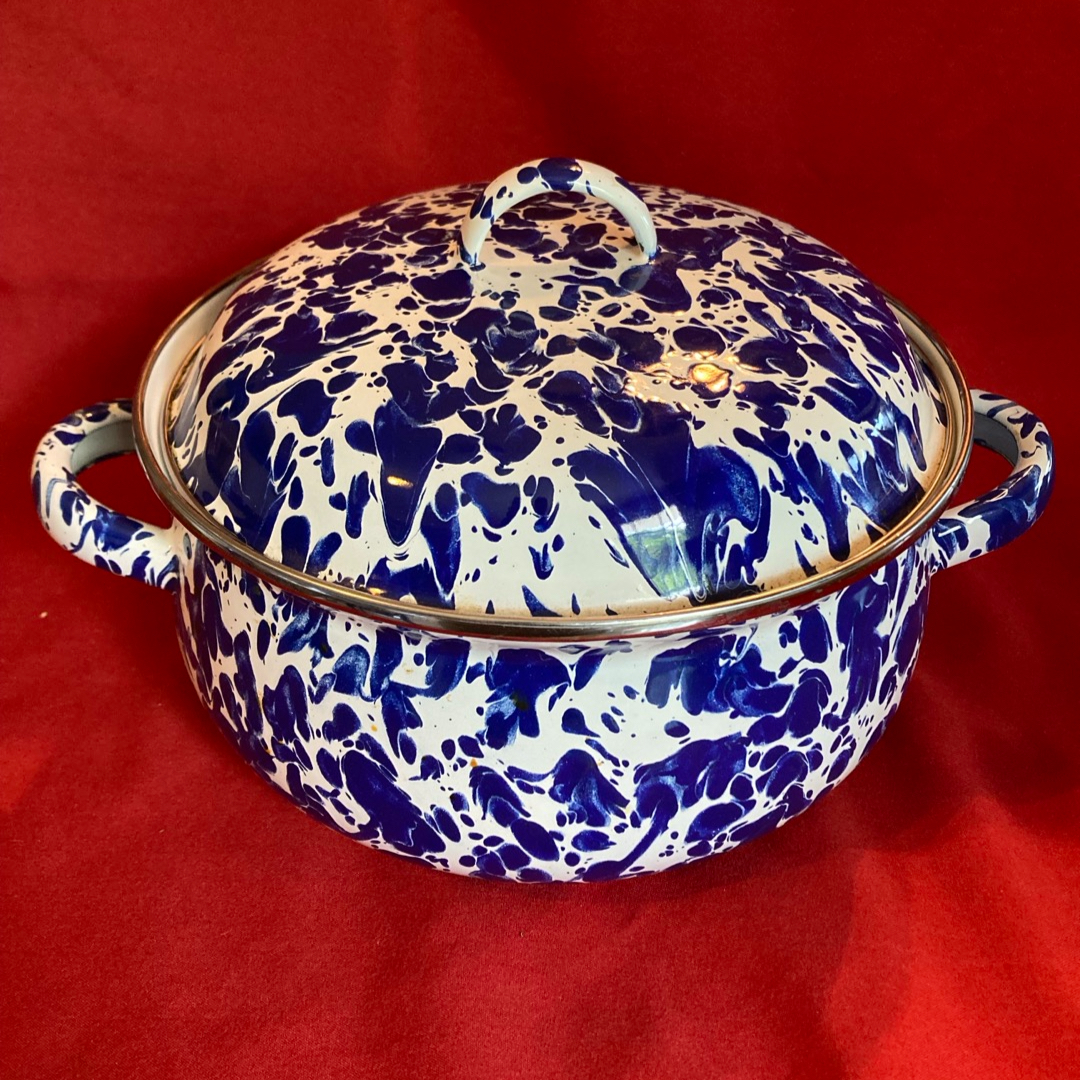 11. VTG Enamel Cook Pot Golden Rabbit