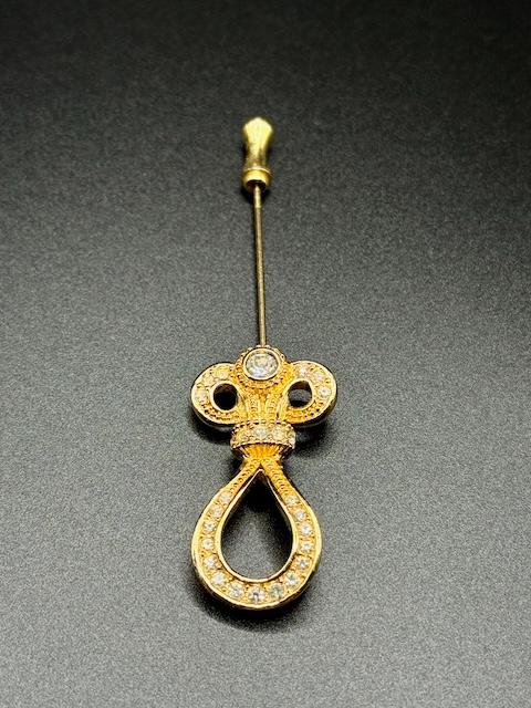 Christian Dior Gold Tone Bar Lapel Hat Pin
