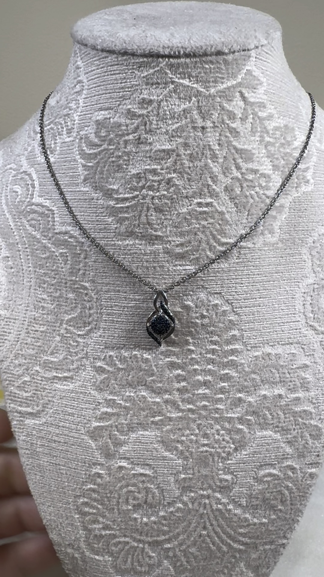 NWT 20” 316L Stainless Steel Chain With 925 Sterling Navy Blue & Silver ...