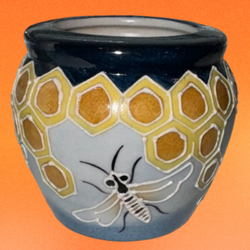 Beautiful Bee Honeycomb Pottery Jar/Vase, 3” tall 🐝