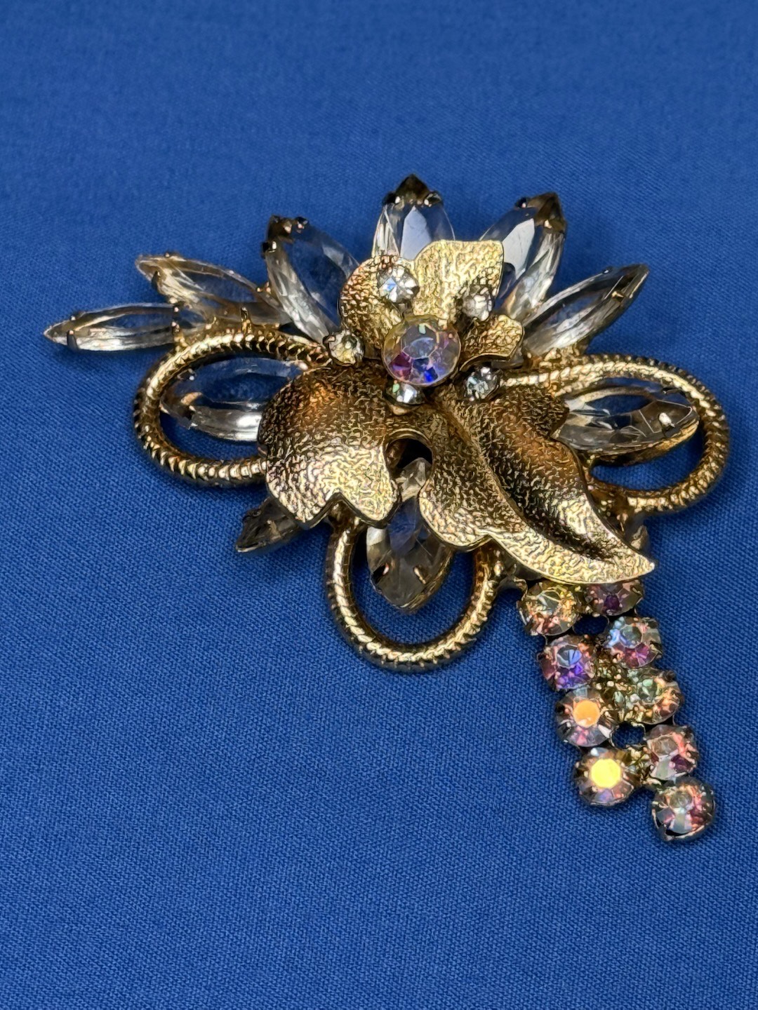 Verified D & E Juliana Gold Tone AB Clear Rhinestone Brooch DeLizza ...