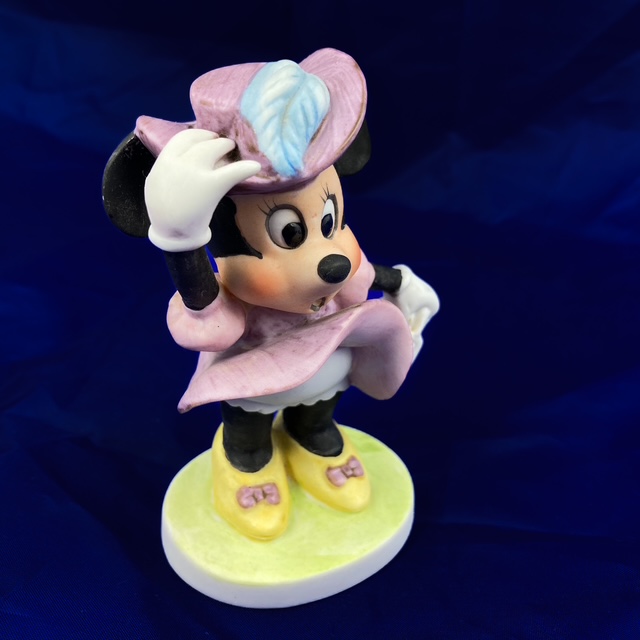 Minnie on a Windy Day Marilyn Monroe Moment Four inch bisque figurine ...