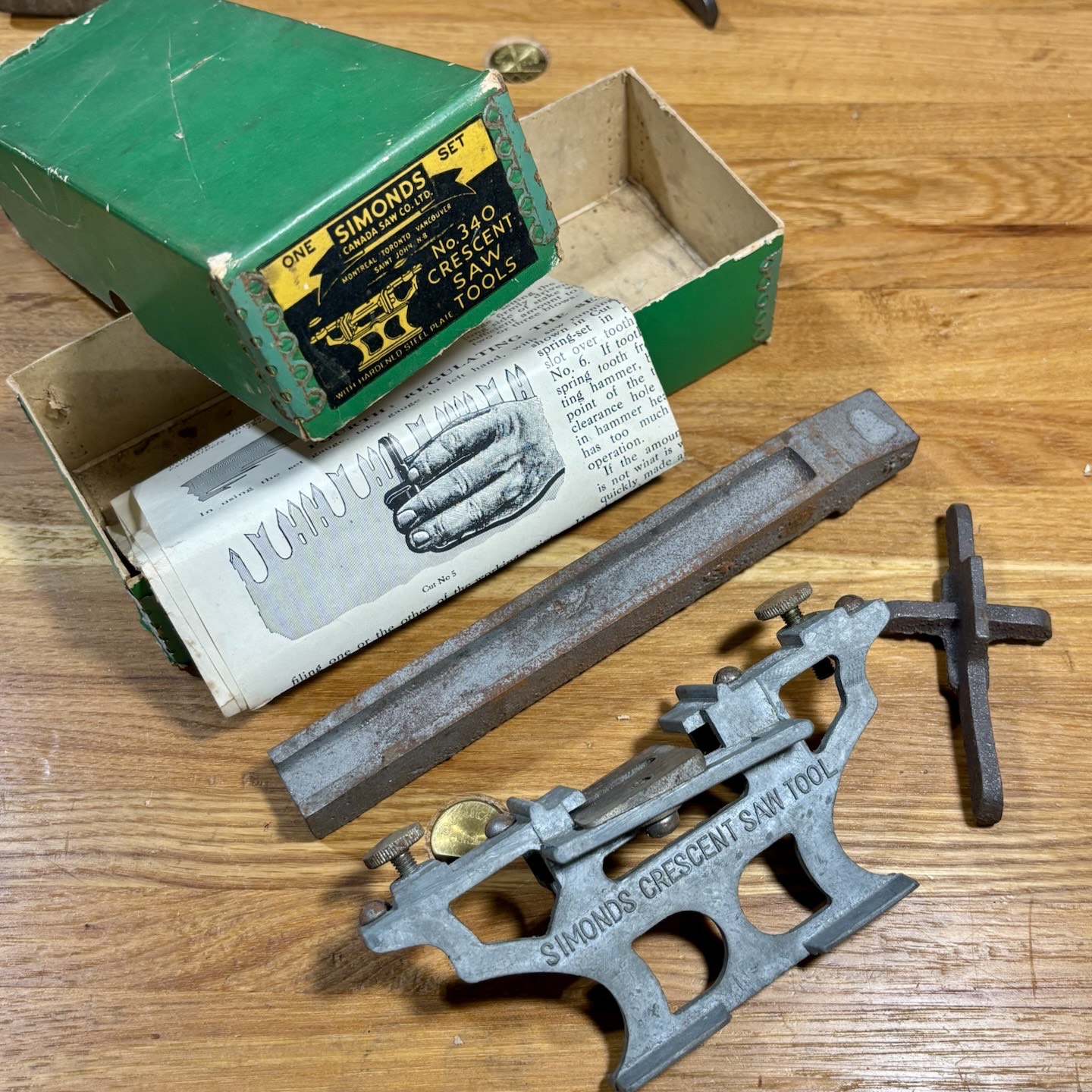 Simonds No. 340 Crescent Saw Tools with Box Instructions Saw Sharpening