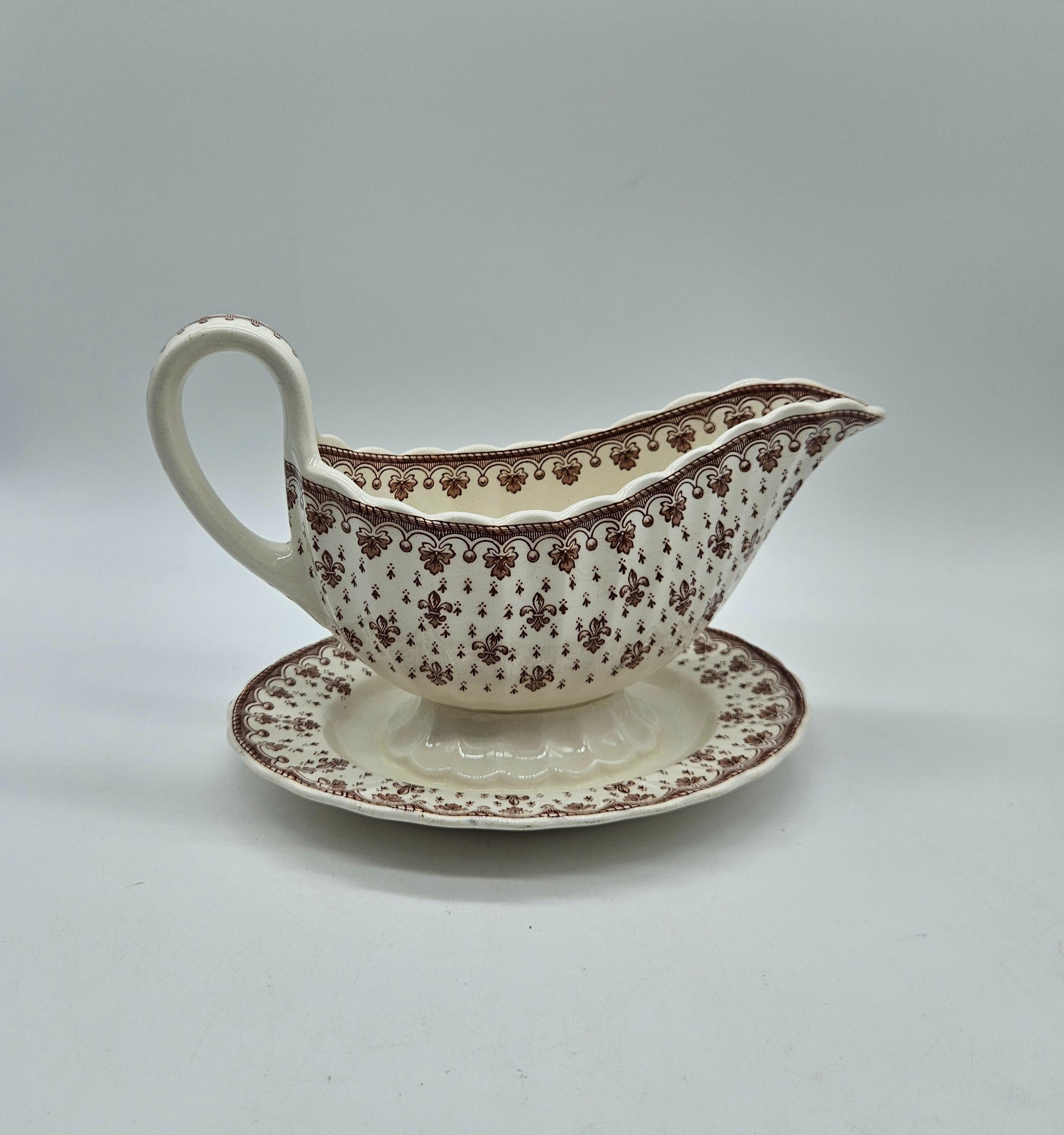 Spode Fleur-de-lis Brown Gravy Boat With Attached Underplate Copeland ...