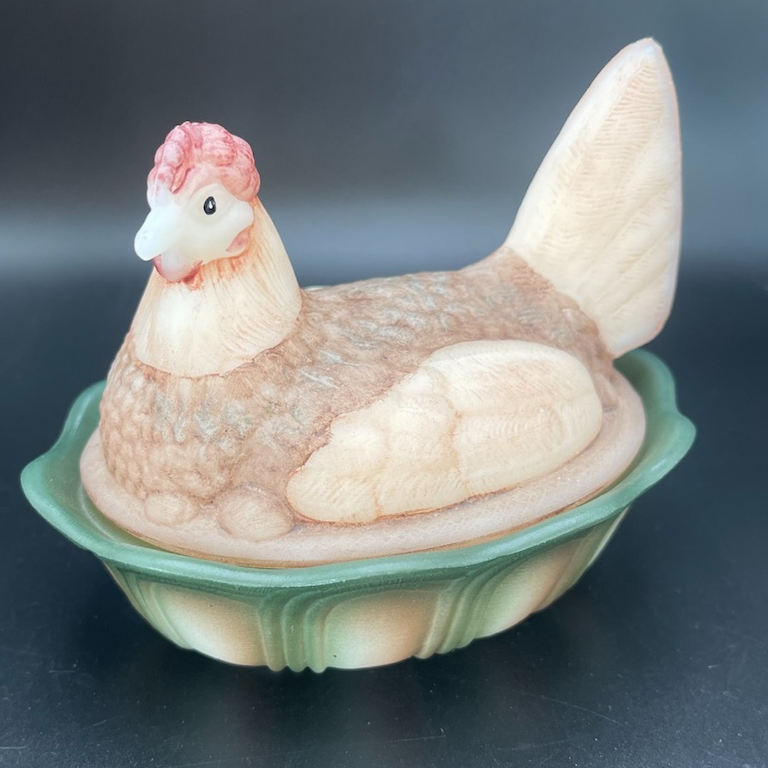 Fenton Hand-Painted Hen on Nest Covered Dish – Signed by J. Powell – 5. ...
