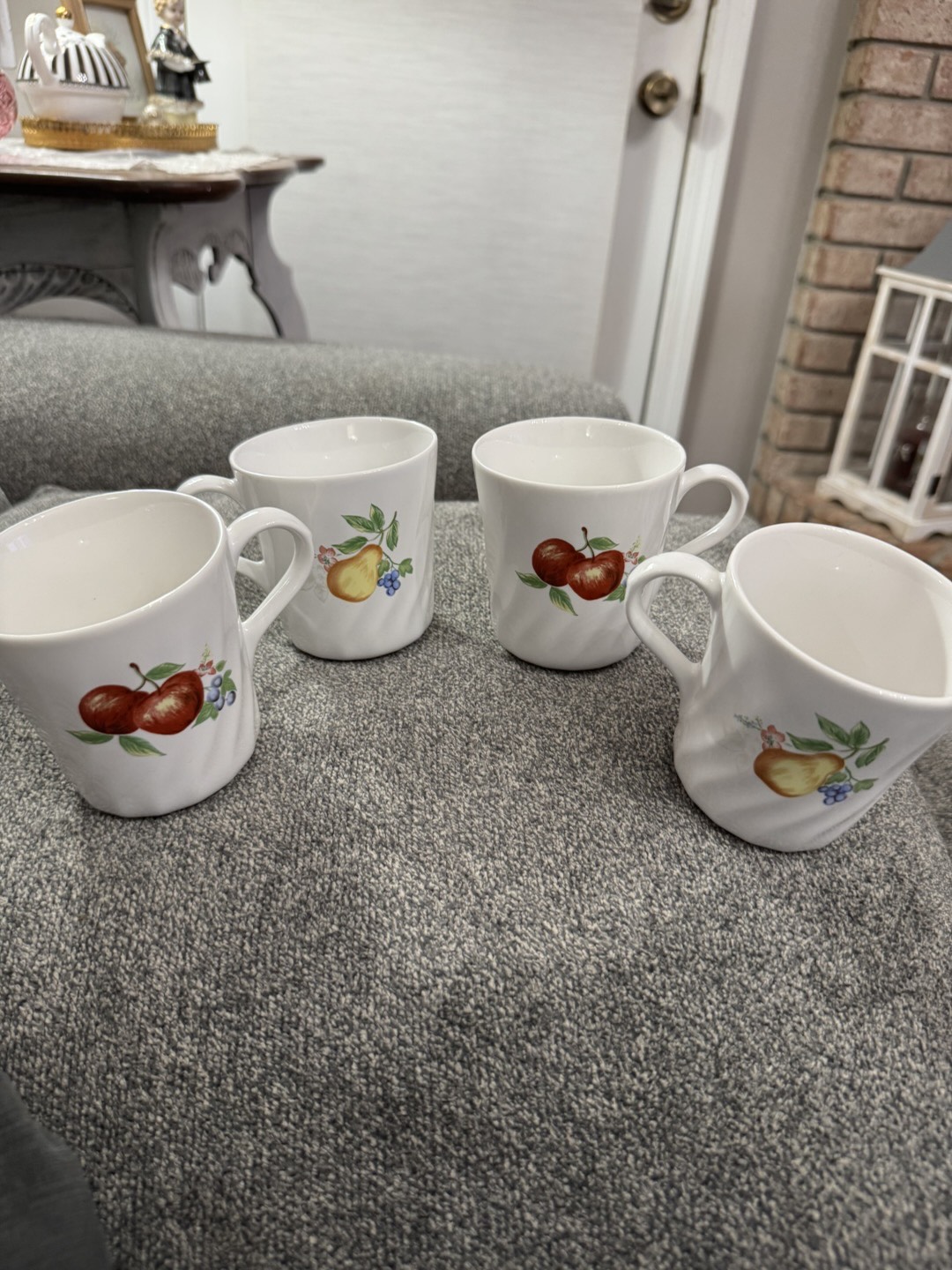 4 Vintage Corelle Fruit Chutney Swirl Pattern Mugs #3