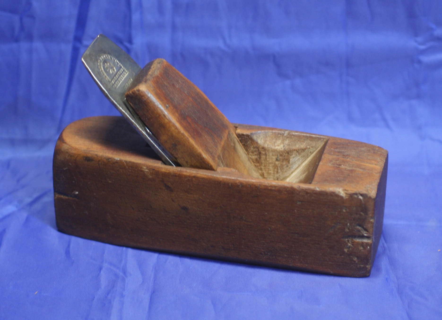 Wooden Coffin Smoothing Plane with MOULSON BROTHERS 1 ¾” Iron