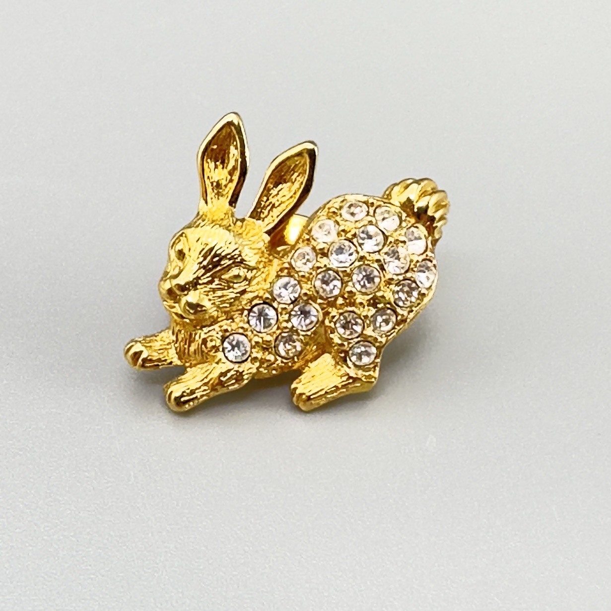 Vintage Avon Gold Tone Rhinestones Bunny Rabbit Pin Tie Tac